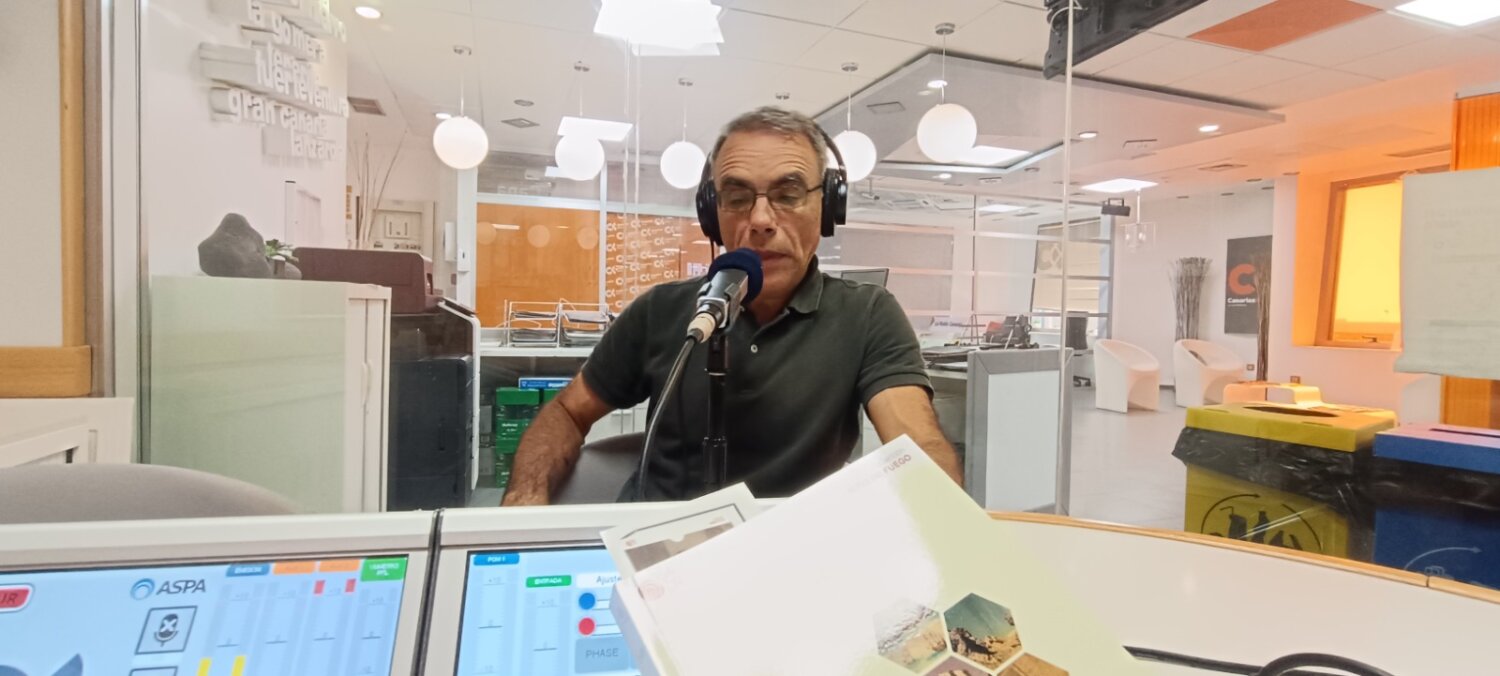 'Canarias mi mundo' entrevista al escritor Ulises Martín